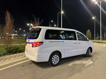 JAC M4 REFINE 9 местный минивэн Hyundai Starex