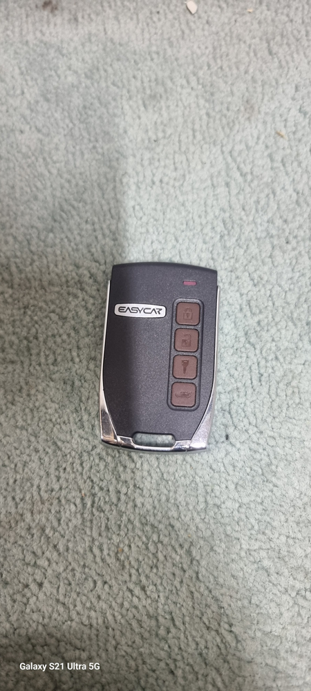 Easycar pult sotiladi