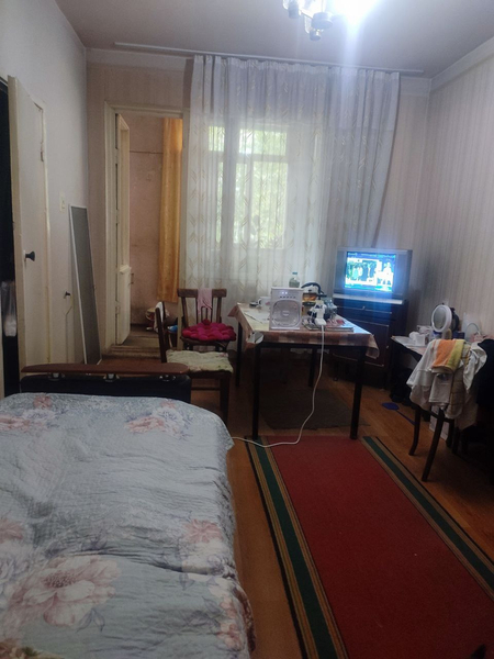 Продаю Квартиру Яшнабадский р-он Авиасозлар-1. 2-ком 1-этаж 4-этажном