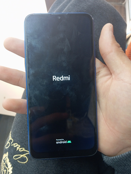 Telfonlar sotiladi