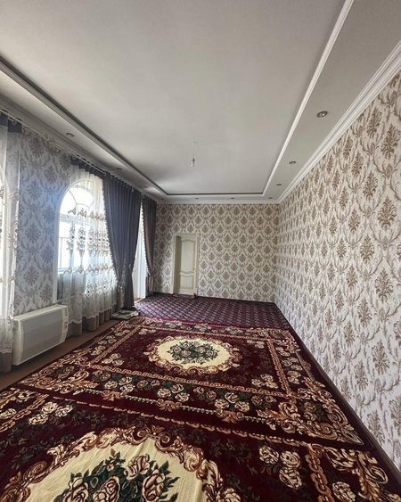 Продается 2 этажный дом площадью 4 соток по ул. Садриддина Айни