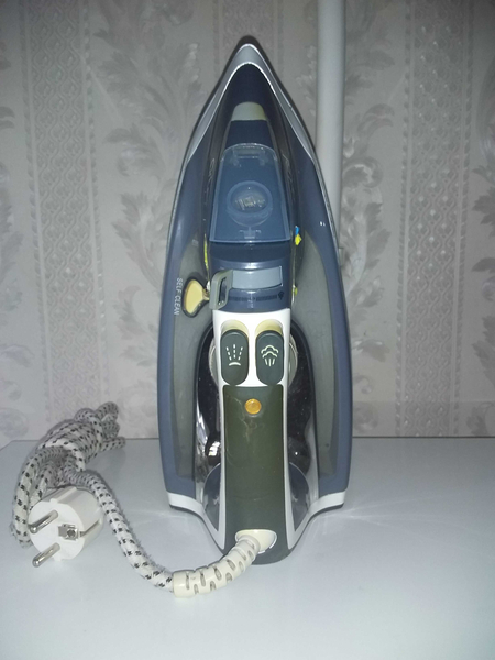 Утюг Artel ART-SI-2322 Работает Лампочка Горит НО НЕ Нагревается