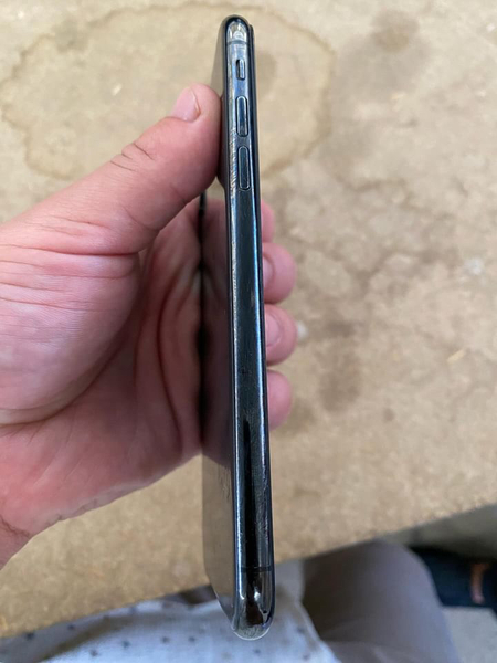 Iphone x 64 gb yaxshi ishlidi