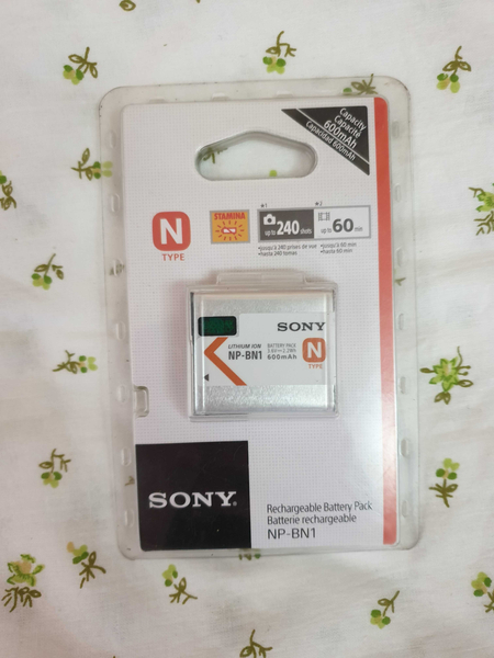 Продам новый оригинальный акумулятор Sony NP-BN1
