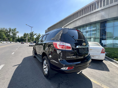 Продам Внедорожник