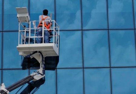 Уборка от потолка до пола