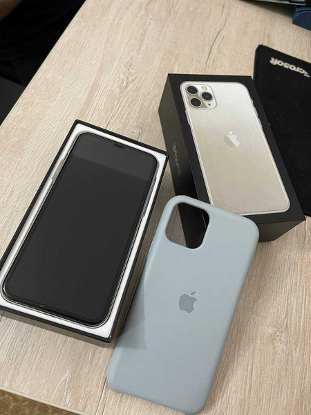 iphone 11 pro в отличном состоянии