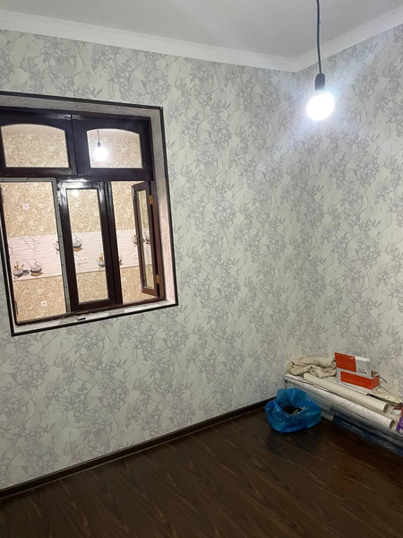Продается Сабзавот махалля Юнусобод 19 КВ битонка 1,5 сотих 4 та хона