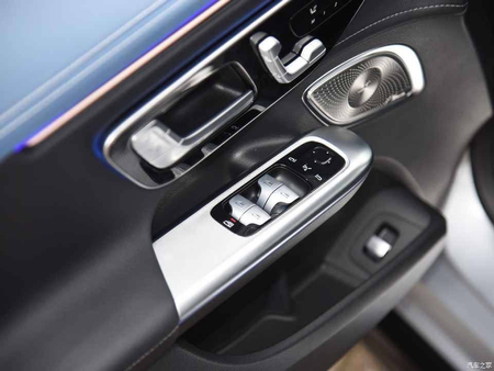 Mercades benz EQE