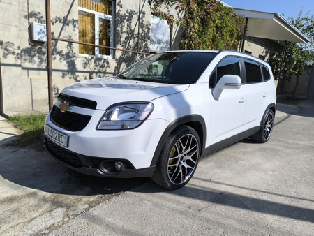 Продаётся Chevrolet Orlando 1поз.механика  Срочно!