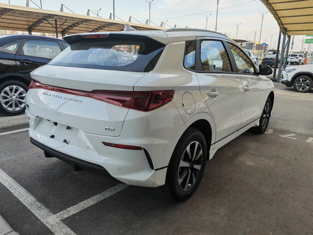 BYD E2 Eng songgi versiyasi