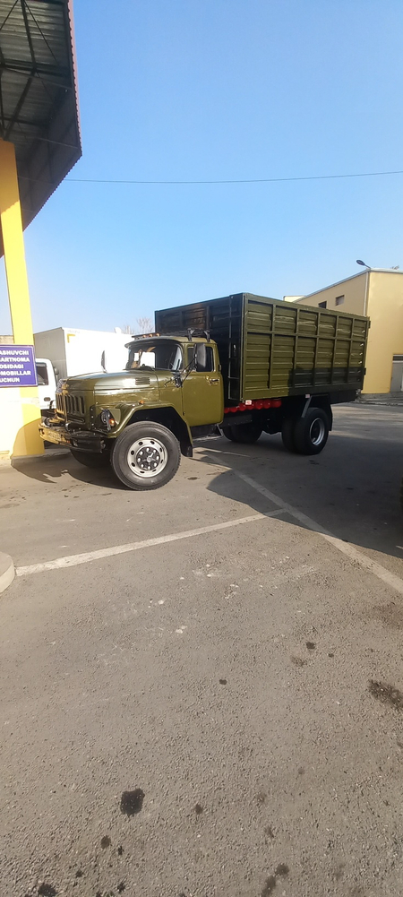 Zil 131 sotiladi