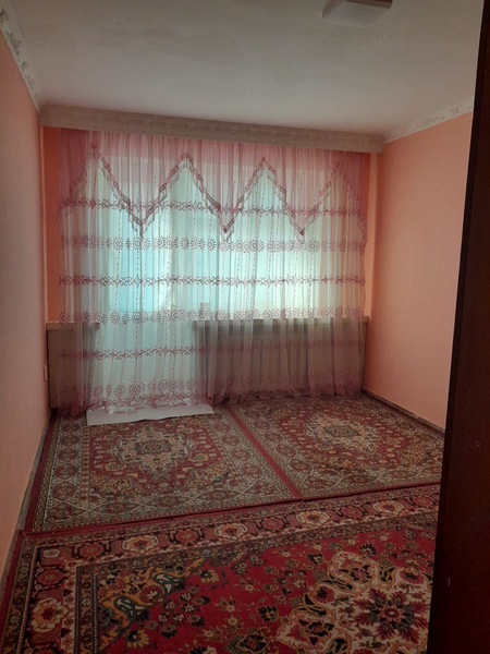 3 хонали уй ижарага берилади.