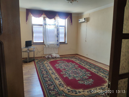 Дом сотилади 2-этаж, 2-хонали, 84 м/кв Бочкани қаторидан 3-дом