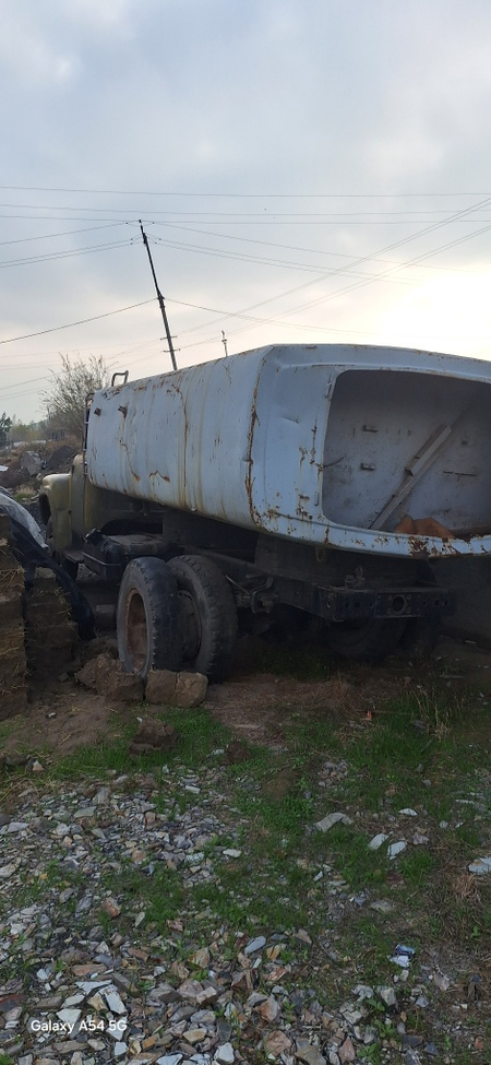 Зил водавоз сотилади