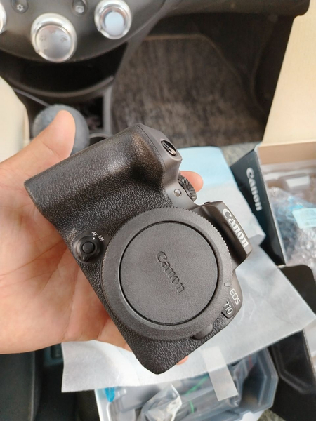 Canon EOS R 10 Sotiladi