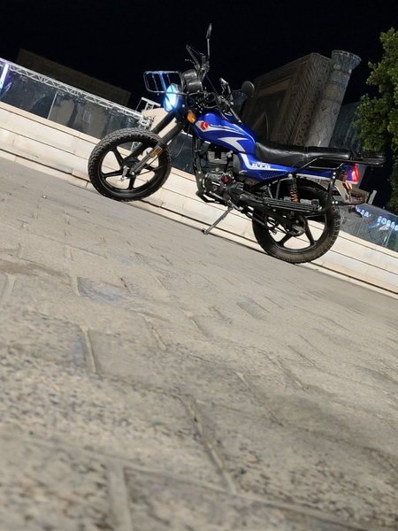 Moto 200cc bikeland BTR chrochna sotiladi