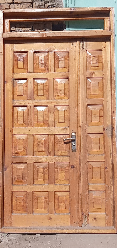 Manashu eshik sotiladi xolati alo