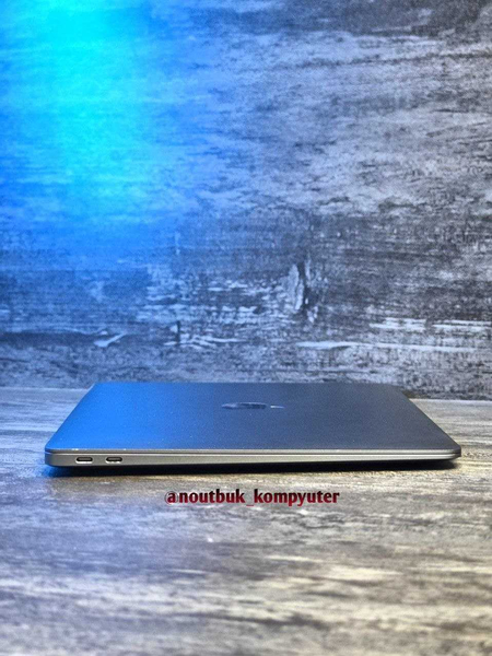 Apple Macbook M1 2020