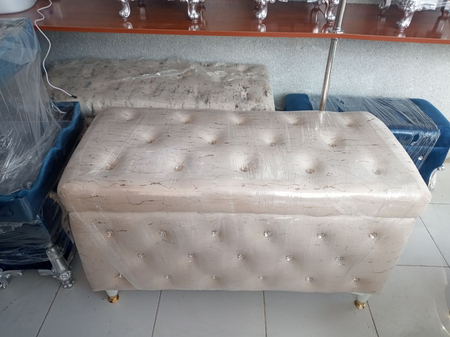 Sandiqlar sotiladi