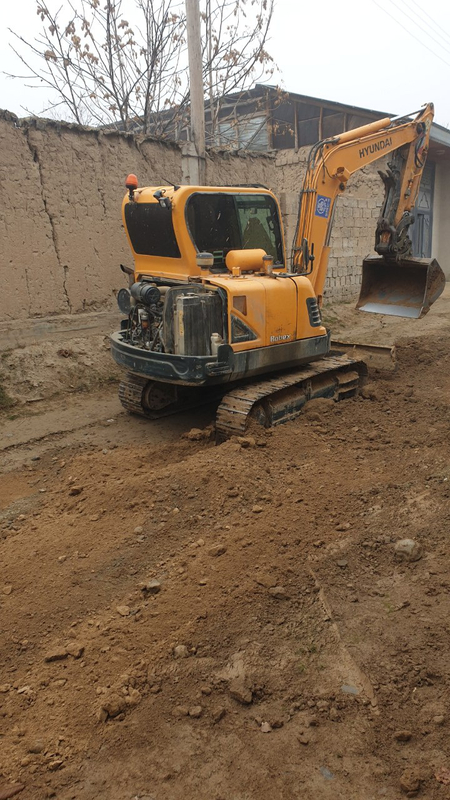 HYUNDAI 55 wi Uzbda ko'b ishlamagan
