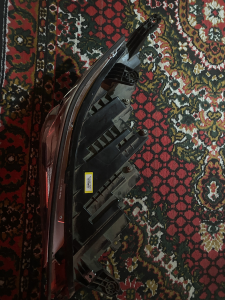 Byd song + pashajir taraf fara qapqogʻini ozi singan ichlari butun