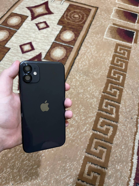 iPhone 11 сотилади, идеал состаяния