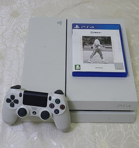 Playstation 4. 500GB