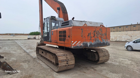 Экскаватор EK2028