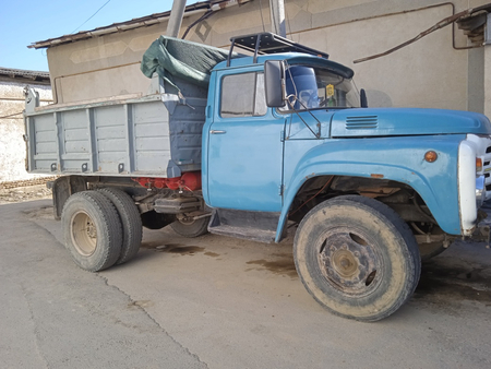 Zil samasval xizmati. Stroymusor olib chiqish.