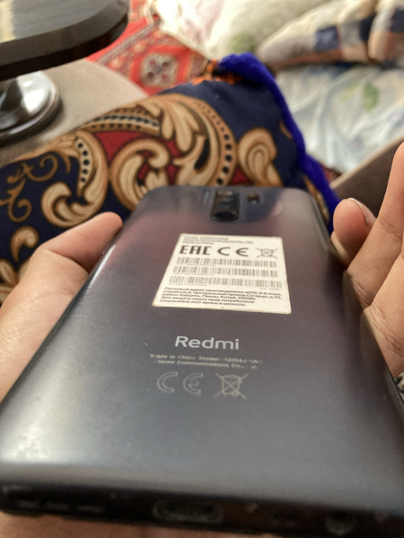 Redmi 9 4/32 GB sotiladi bahasi 500 ming som