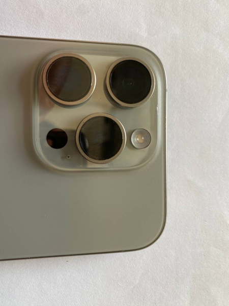 iPhone15pro256gb
