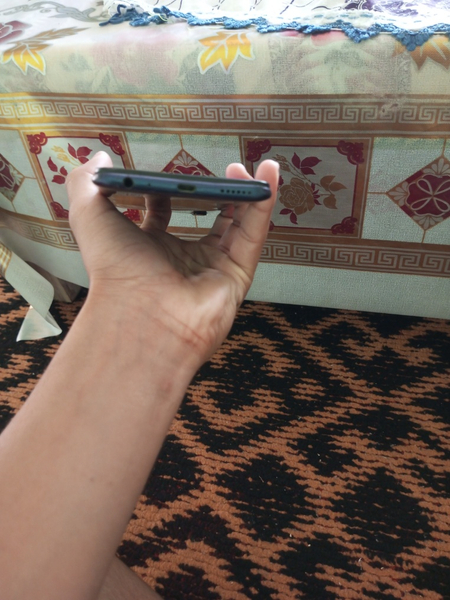 Vivo y93s telfon sotiladi