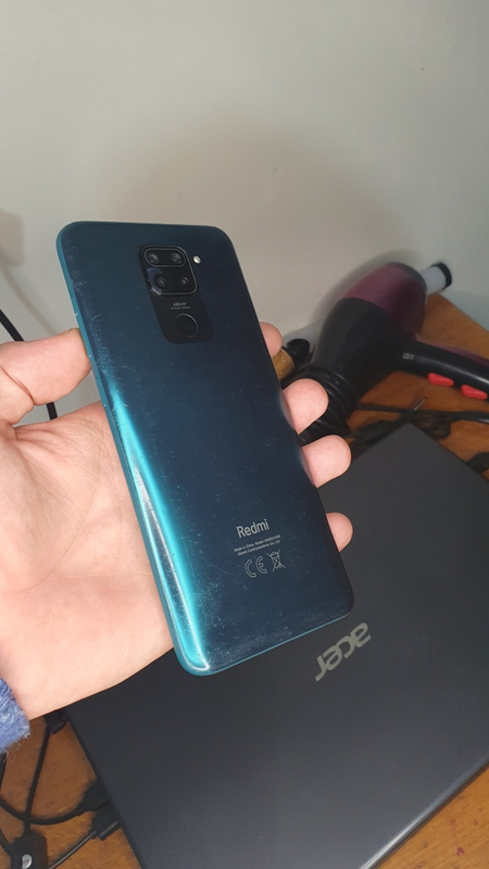 Redmi note 9.   128 gb ram 4