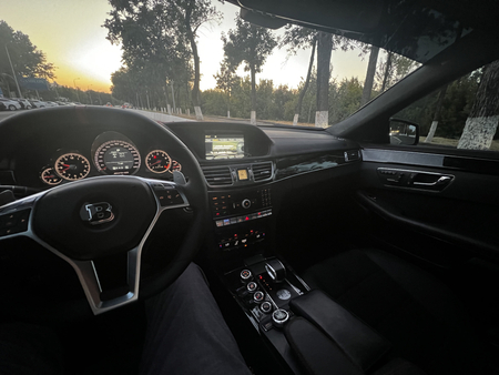 Продается Mersedes E63