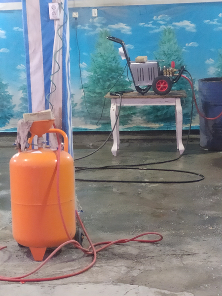 Yangi karcher bir oy ishlagan yangi