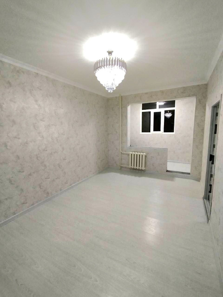 Продаётся срочно 3х метро буюк ипак йули