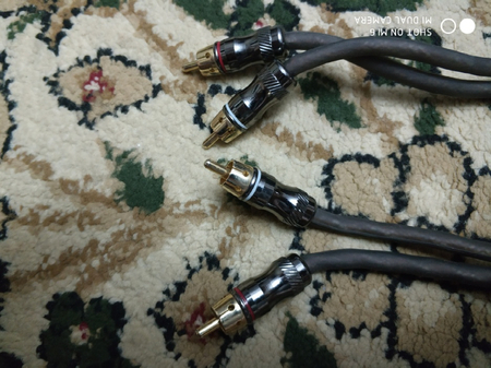 Межблоки focal 5 метров. Две пары. Цена по 100у.е.