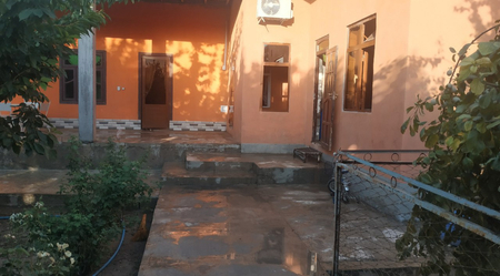 Srochno hovli sotiladi