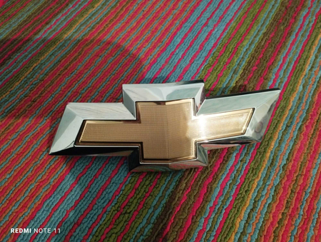 Cobalt emblema Chevrolet