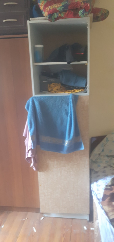 Продаётся старая мебель