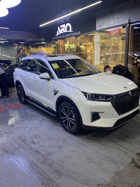 Venucia Star (Nissan) срочно сотилади!