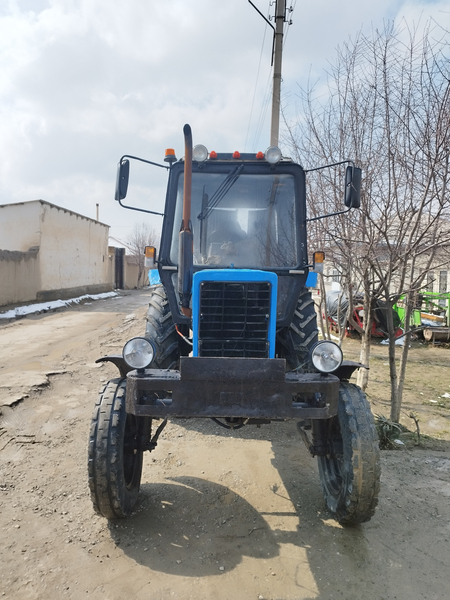 Traktor alo darajada