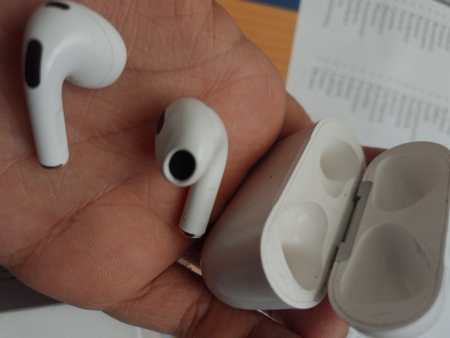 Airpods     Аирподс