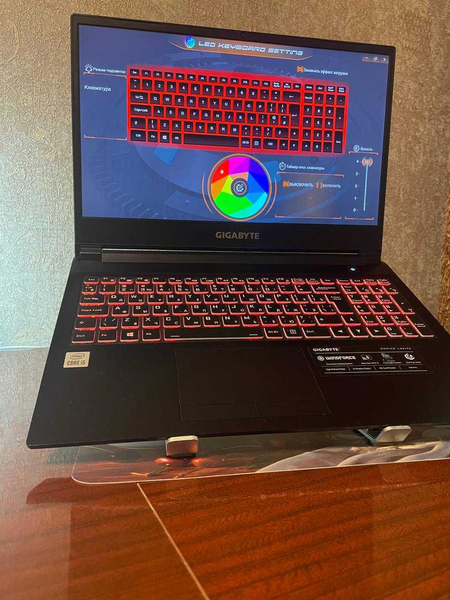 GIGABYTE G5 KC ( i5 10500H + RTX 3060 ) 16 озу, ssd 512+480