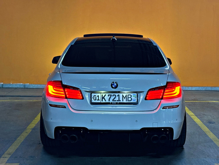 Srochno Bmw m5 f10 m paket Full