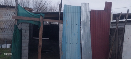 Участка и дом продаётся