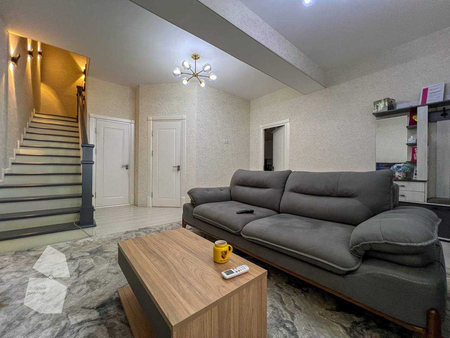 5 ком 2-этажный Townhouse; ул А.Фитрат; ор. Суп-мар Магнит; Мирабад.