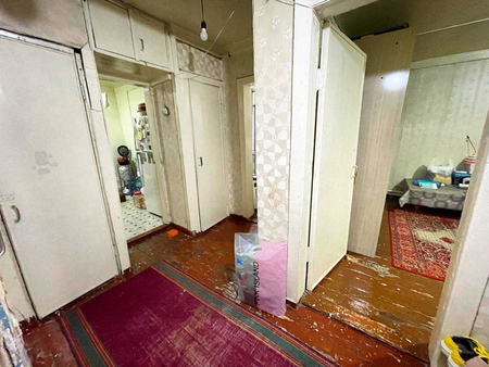 Срочно продаётся квартира 3/2/2, 52 m2, Спутник!