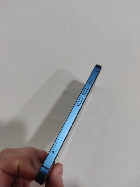 Продам iPhone 13 128gb
